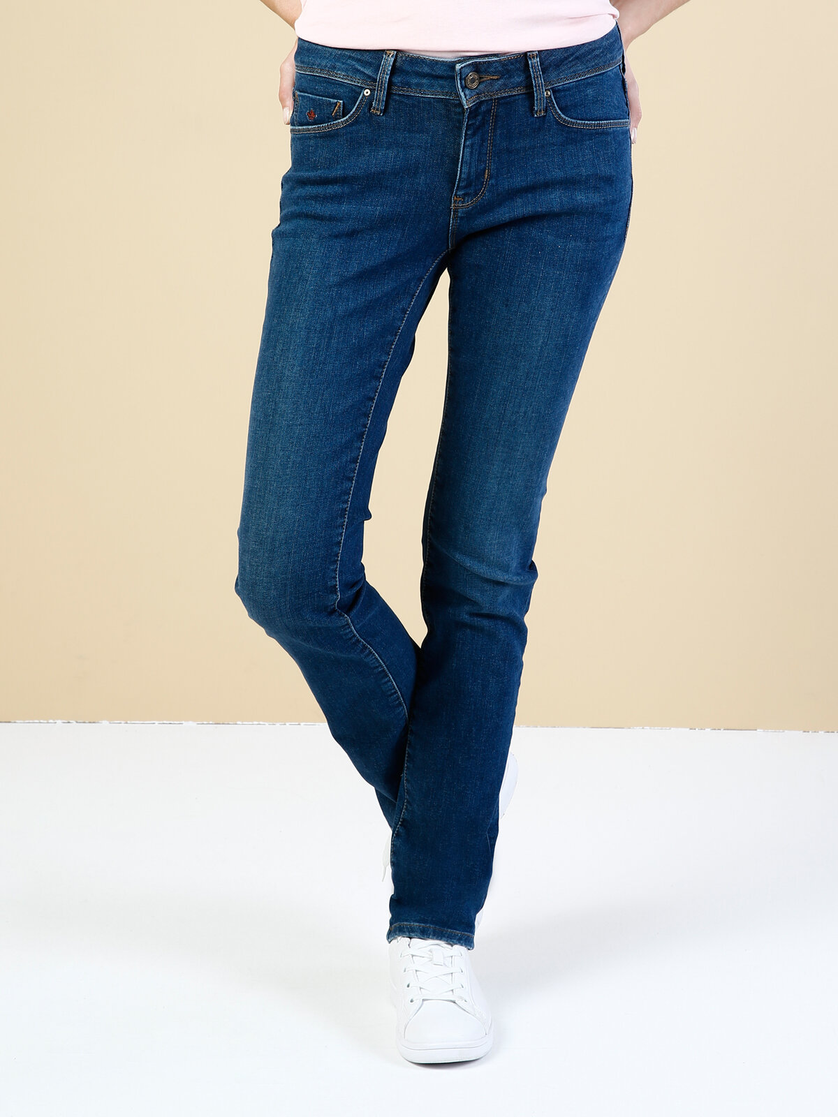 Colins - 792 Mila Normal Kesim Orta Bel Düz Paça Mavi Jean Pantolon