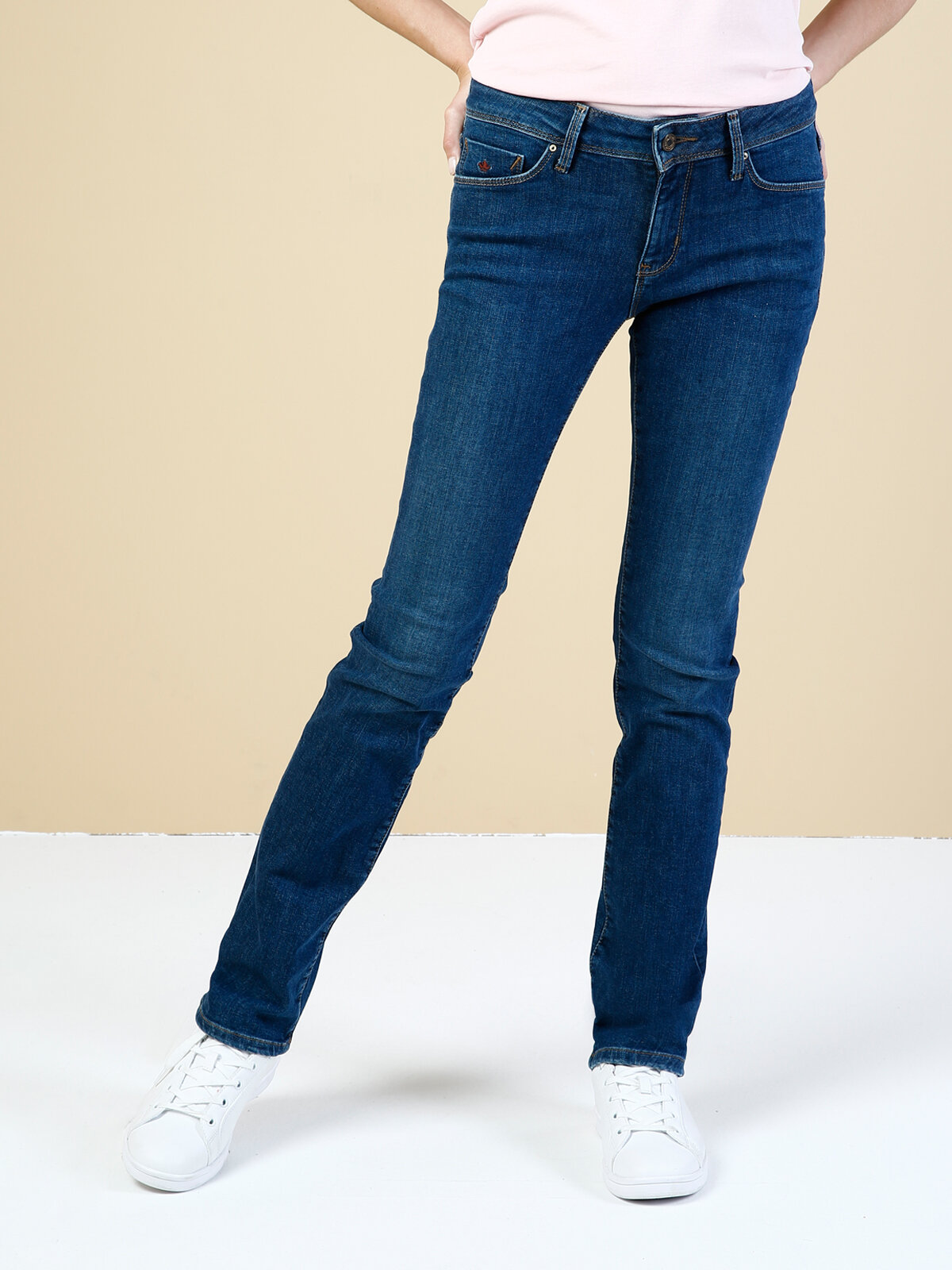 Colins - 792 Mila Normal Kesim Orta Bel Düz Paça Mavi Jean Pantolon