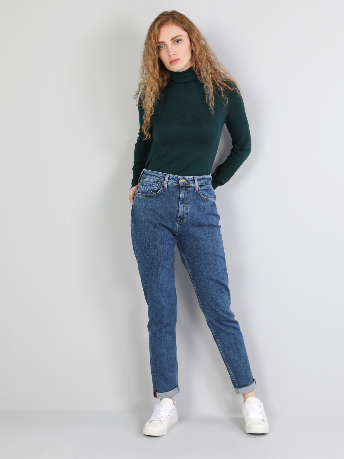 Colins - 896 Marıa Yüksek Bel Daralan Paça Mom Fit Kadın Jean Pantolon